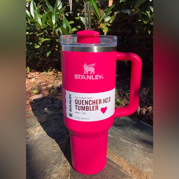 Stanley | Dining | Nwt Valentines Stanley Flowstate Quencher 4oz Cosmo ...